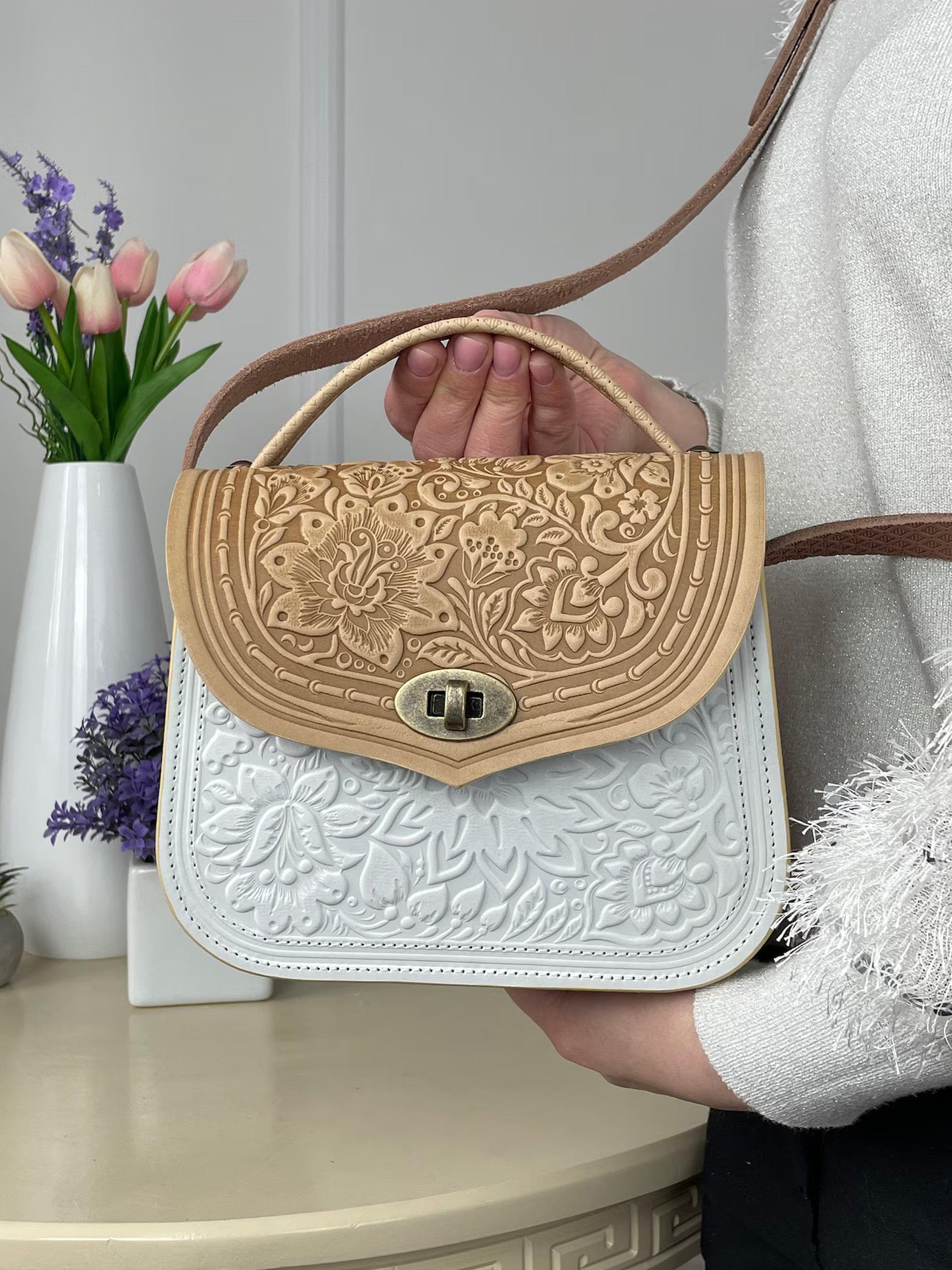 LOTUS ivory/white – FAINA
